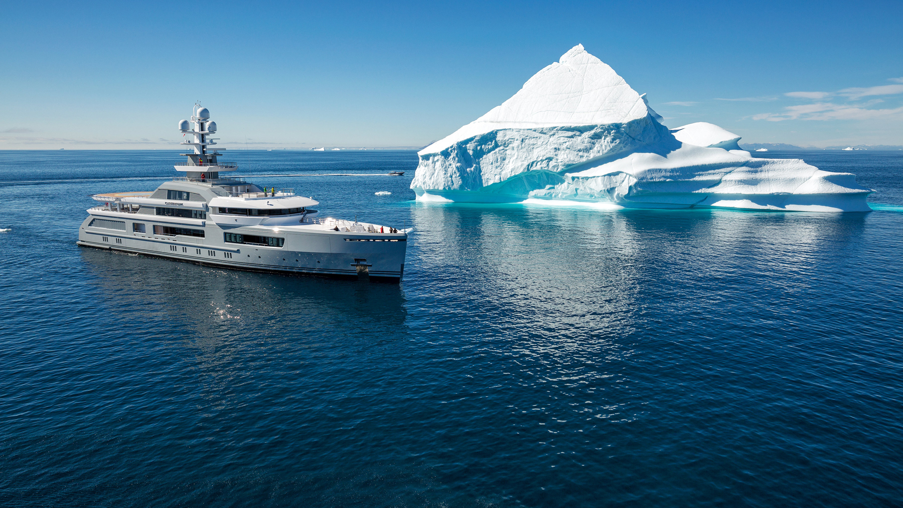Round The World, With MY Cloudbreak - Superyacht Content